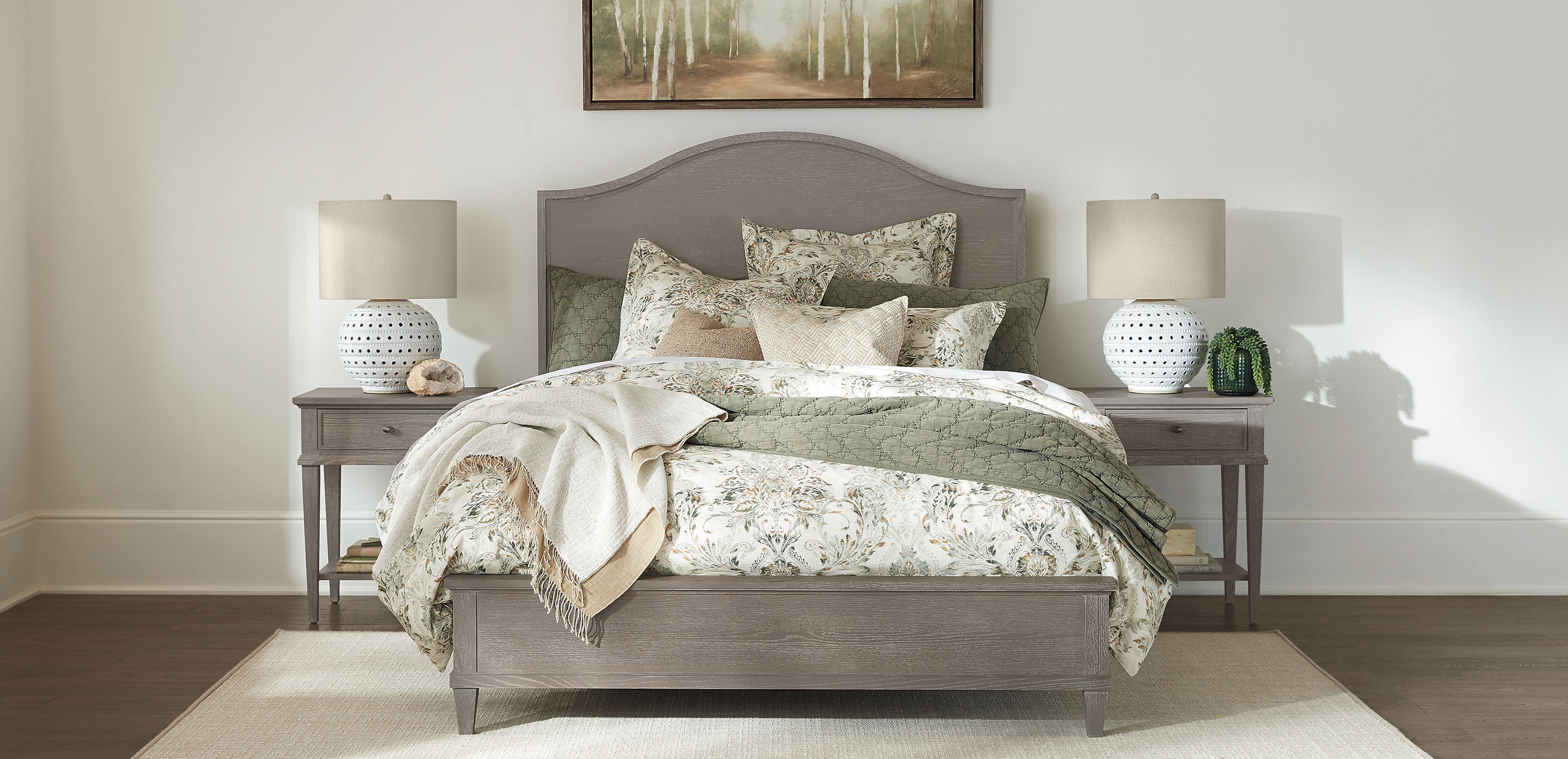 Clermont Curved Bed